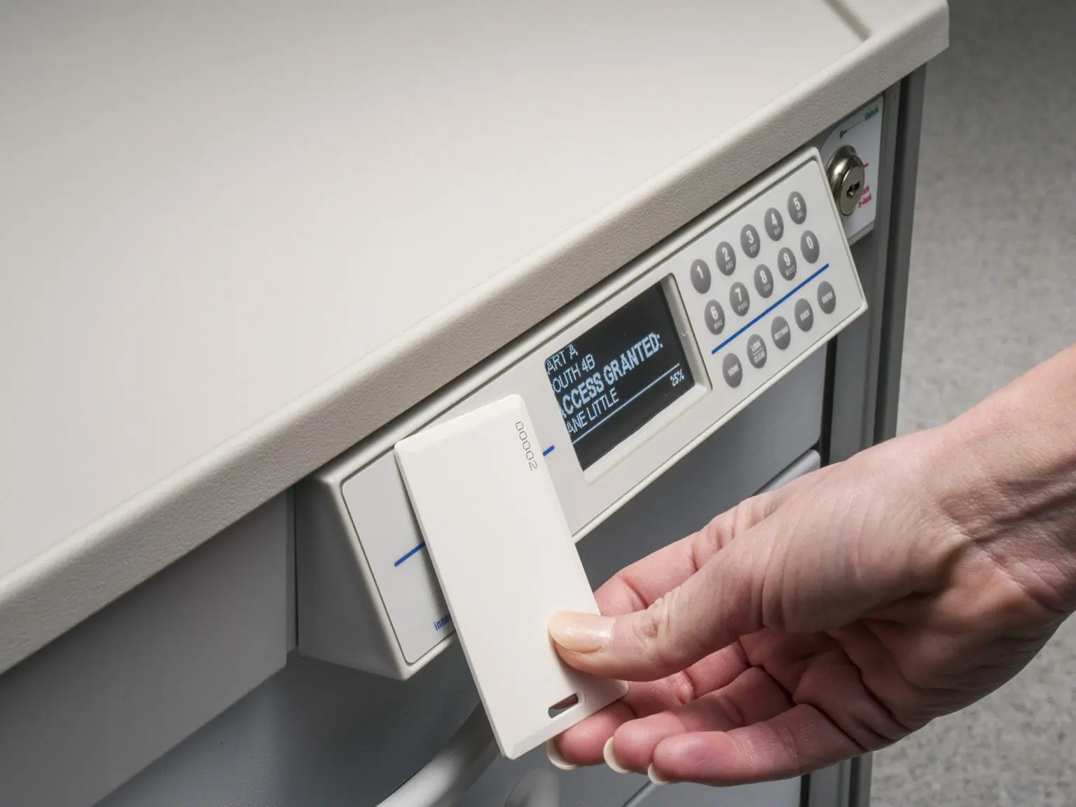 InterConnect Lock | Roam, Pace Carts | InnerSpace Healthcare